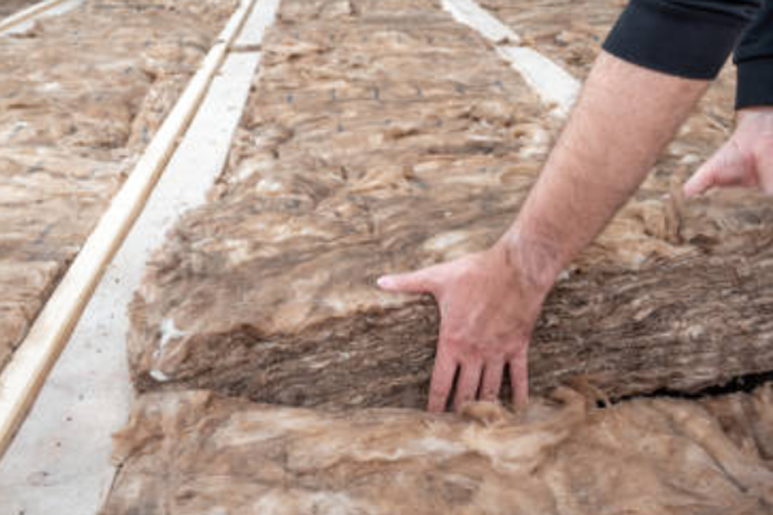 Loft Insulation UK – Upgrade Your Home with Energy-Saving Insulation